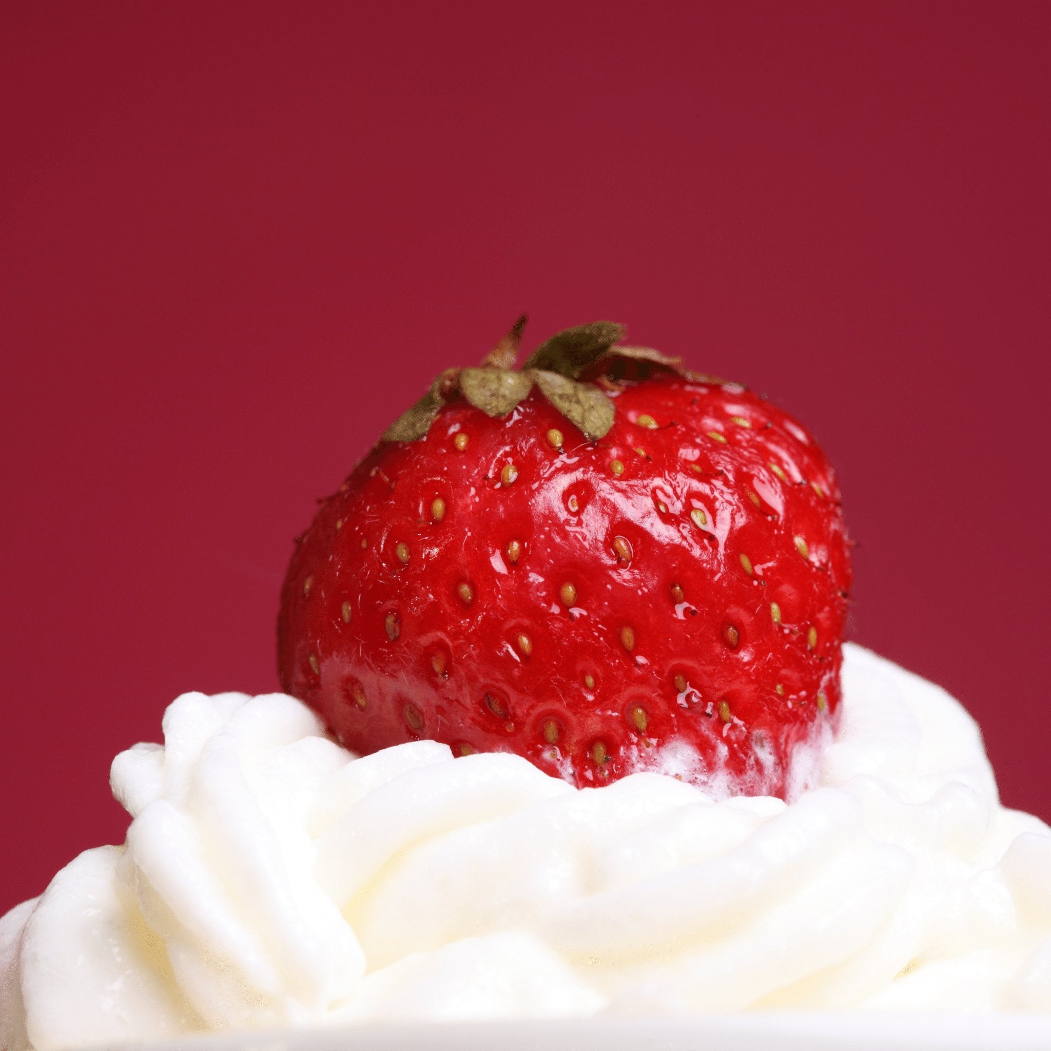 Red Berries + Whipped Cream I Fruity Gourmand Fragrance Oil – Scentsorie
